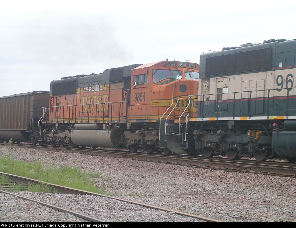 BNSF 9854